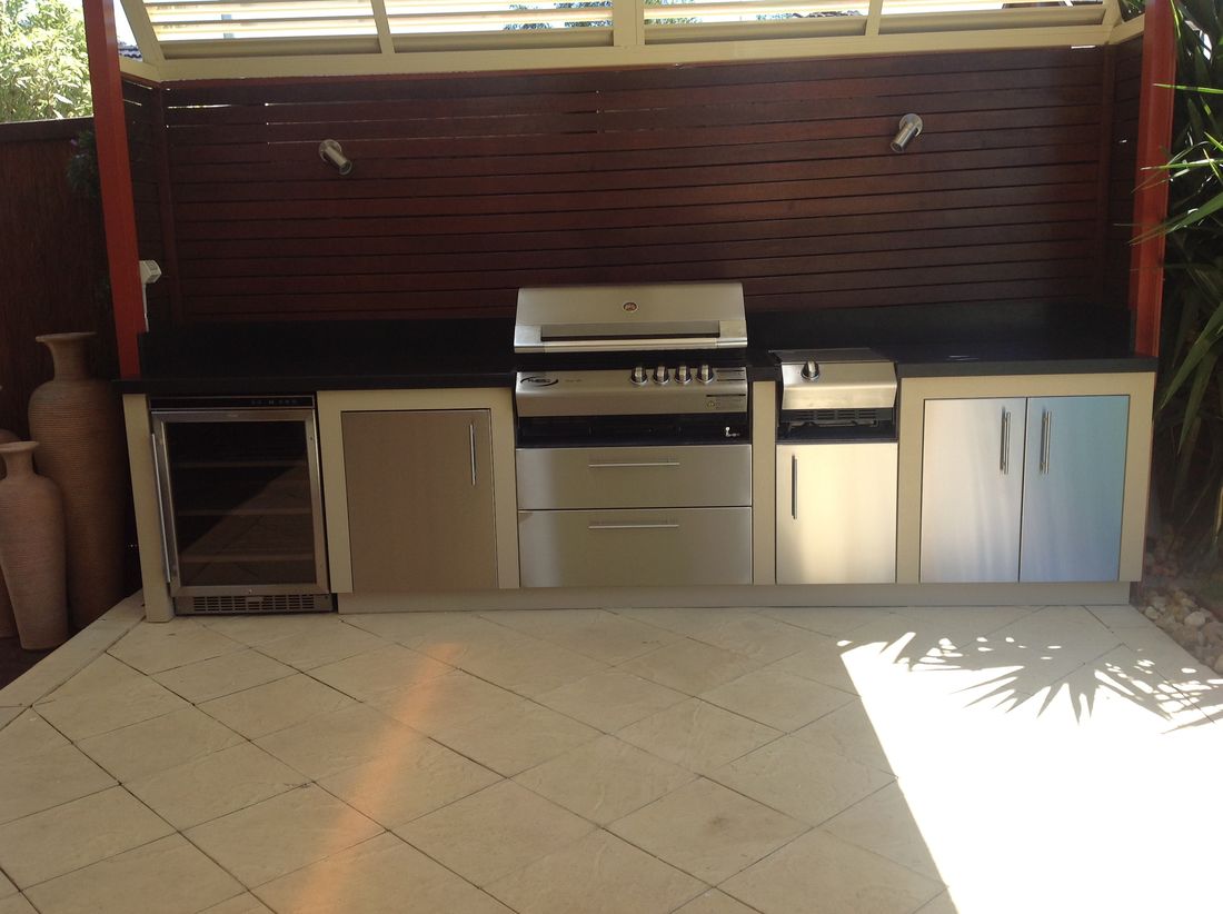 Complete Outdoor Kitchens | Our Work | Outdoor Kitchen Design Ideas